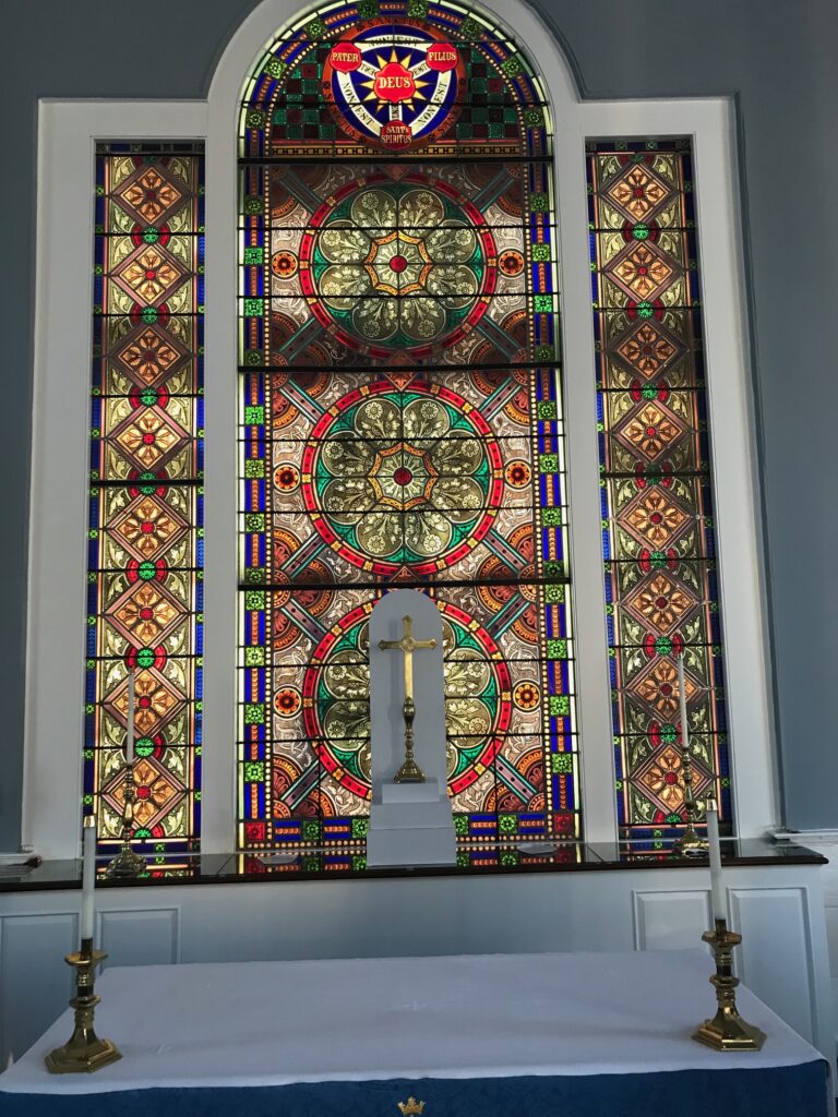 Stained glass pattern not correct center light – Trinity Episcopal ...